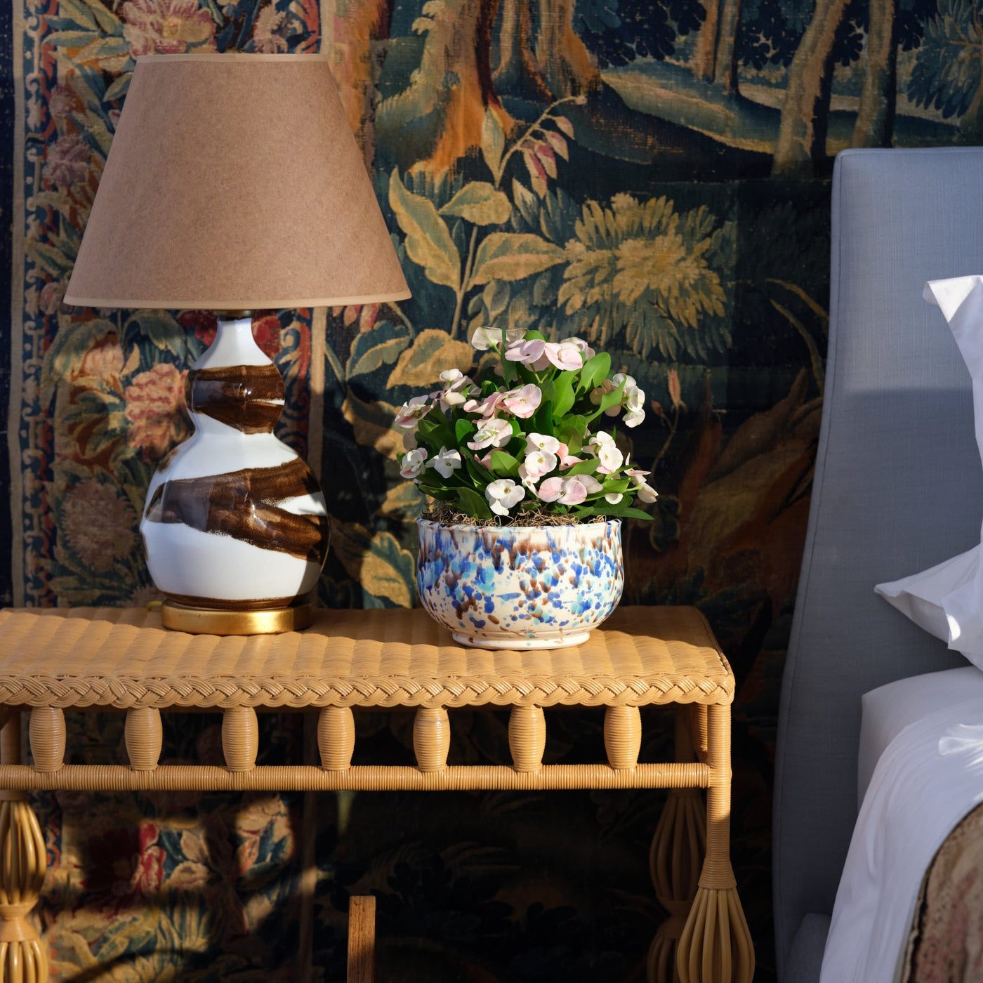 Small Brush Stroke Ceramic Lamp (Brown) – Bunny Williams Home
